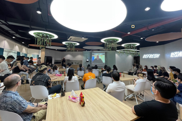 Vietnam | playSTUDIOS